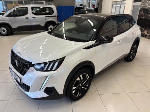Balts Peugeot 2008 2023 Rīga, ar dzinēja tilpumu 1.20 L un nobraukumu 44 tūkst. km par 17500 €, foto 3 vietnē AUTOMOTO.COM.LV