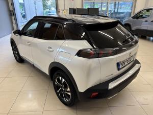 Balts Peugeot 2008 2023 Rīga, ar dzinēja tilpumu 1.20 L un nobraukumu 44 tūkst. km par 17500 €, foto 4 vietnē AUTOMOTO.COM.LV