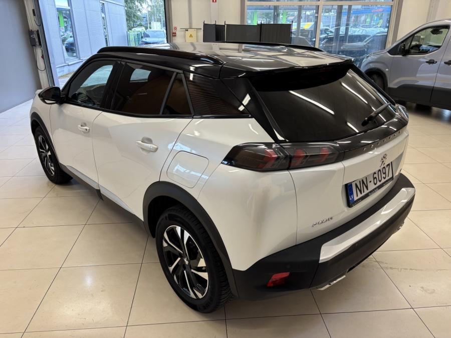 Balts Peugeot 2008 2023 Rīga, ar dzinēja tilpumu 1.20 L un nobraukumu 44 tūkst. km par 17500 €, foto 4 vietnē AUTOMOTO.COM.LV
