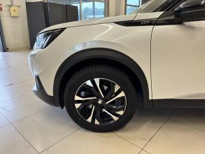 Balts Peugeot 2008 2023 Rīga, ar dzinēja tilpumu 1.20 L un nobraukumu 44 tūkst. km par 17500 €, foto 6 vietnē AUTOMOTO.COM.LV