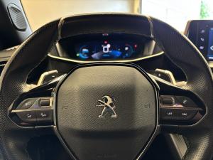 Balts Peugeot 2008 2023 Rīga, ar dzinēja tilpumu 1.20 L un nobraukumu 44 tūkst. km par 17500 €, foto 15 vietnē AUTOMOTO.COM.LV