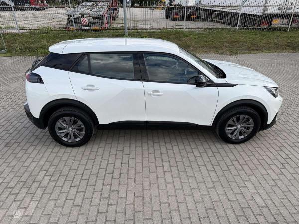 Balts Peugeot 2008 2023 Marijampole, ar dzinēja tilpumu 1.20 L un nobraukumu 110 tūkst. km par 11132 €, foto 9 vietnē AUTOMOTO.COM.LV