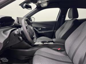 Balts Peugeot 2008 2024 Viļņa, ar dzinēja tilpumu 1.20 L un nobraukumu 11 tūkst. km par 23500 €, foto 9 vietnē AUTOMOTO.COM.LV