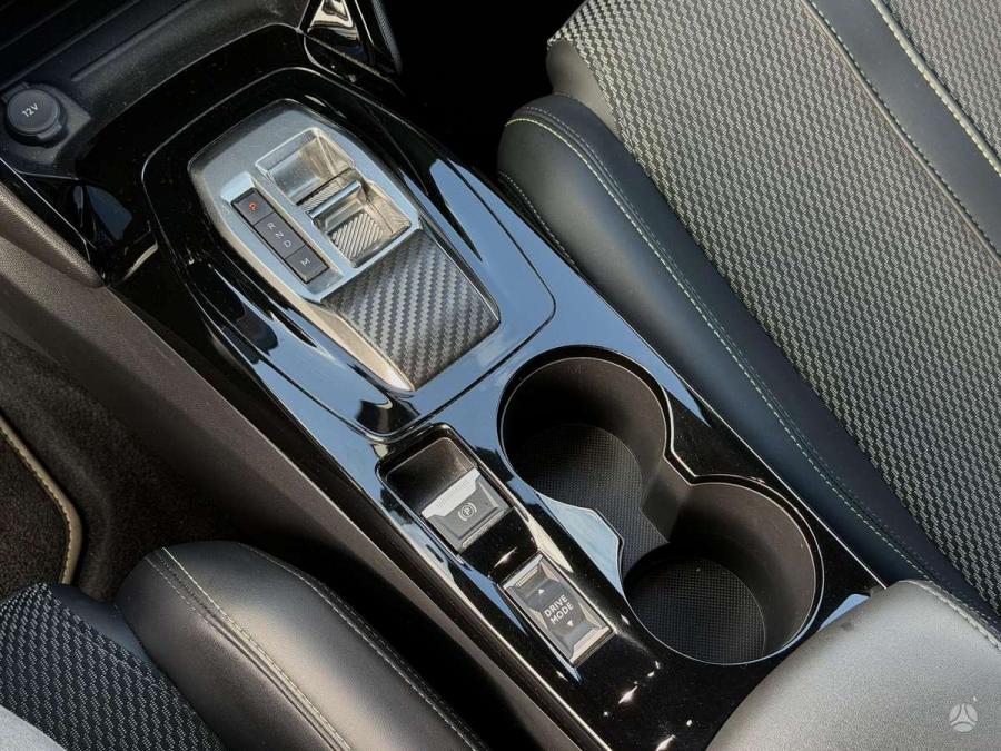 Balts Peugeot 2008 2024 Tauragė, ar dzinēja tilpumu 1.50 L un nobraukumu 188 tūkst. km par 16800 €, foto 51 vietnē AUTOMOTO.COM.LV