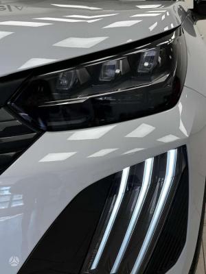 Balts Peugeot 2008 2025 Viļņa, ar dzinēja tilpumu 1.20 L un nobraukumu 6 tūkst. km par 26500 €, foto 9 vietnē AUTOMOTO.COM.LV