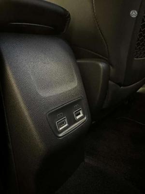 Balts Peugeot 2008 2025 Viļņa, ar dzinēja tilpumu 1.20 L un nobraukumu 6 tūkst. km par 26500 €, foto 35 vietnē AUTOMOTO.COM.LV