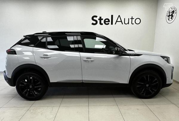 Balts Peugeot 2008 2025 Viļņa, ar dzinēja tilpumu 1.20 L un nobraukumu 6 tūkst. km par 26500 €, foto 4 vietnē AUTOMOTO.COM.LV