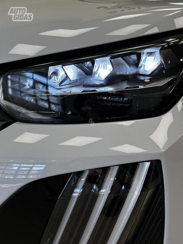 Balts Peugeot 2008 2025 Viļņa, ar dzinēja tilpumu 1.20 L un nobraukumu 6 tūkst. km par 26500 €, foto 7 vietnē AUTOMOTO.COM.LV