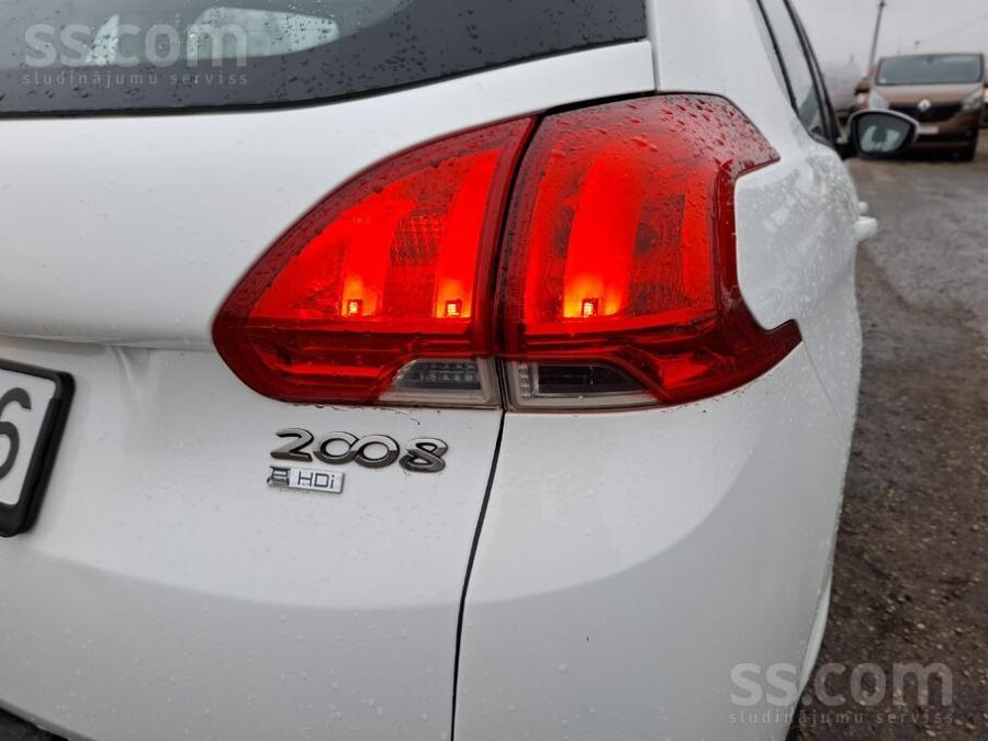 Balts Peugeot 2008 2013 Talsi, ar dzinēja tilpumu 1.60 L un nobraukumu 258 tūkst. km par 5500 €, foto 26 vietnē AUTOMOTO.COM.LV