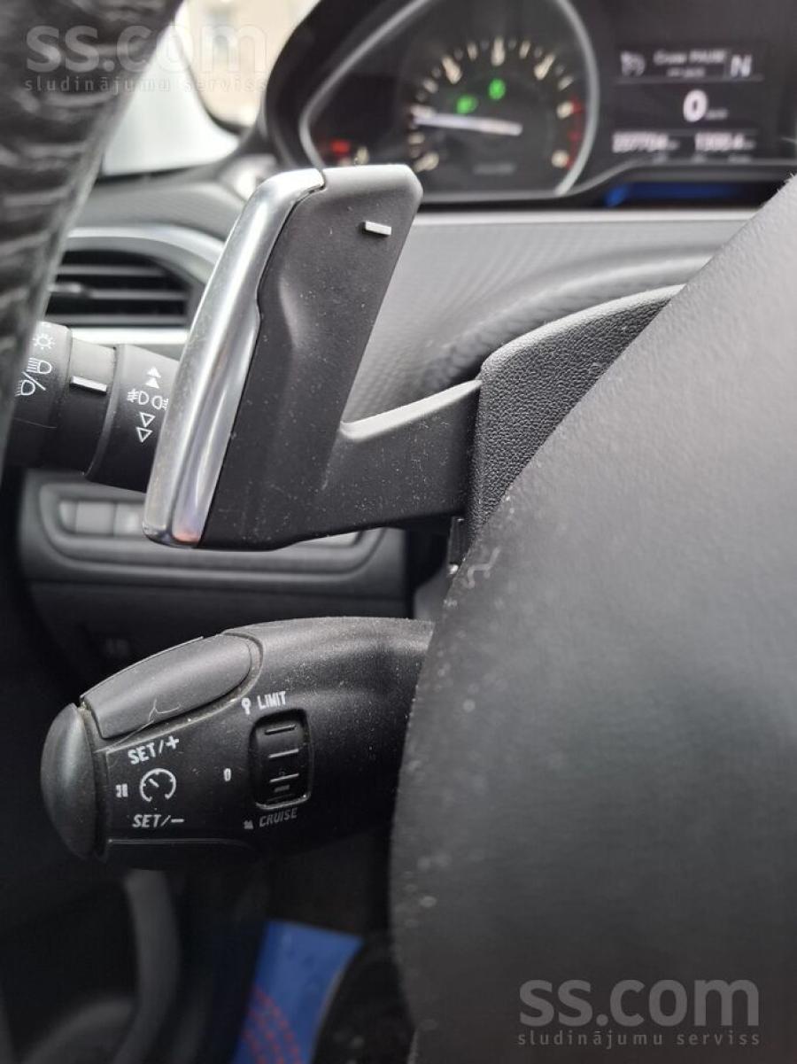 Balts Peugeot 2008 2013 Talsi, ar dzinēja tilpumu 1.60 L un nobraukumu 258 tūkst. km par 5300 €, foto 20 vietnē AUTOMOTO.COM.LV
