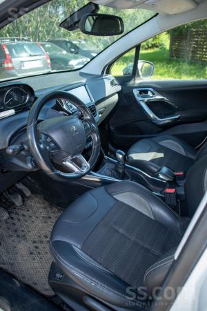 Balts Peugeot 2008 2014 Rīga, ar dzinēja tilpumu 1.60 L un nobraukumu 0 tūkst. km par 4895 €, foto 12 vietnē AUTOMOTO.COM.LV