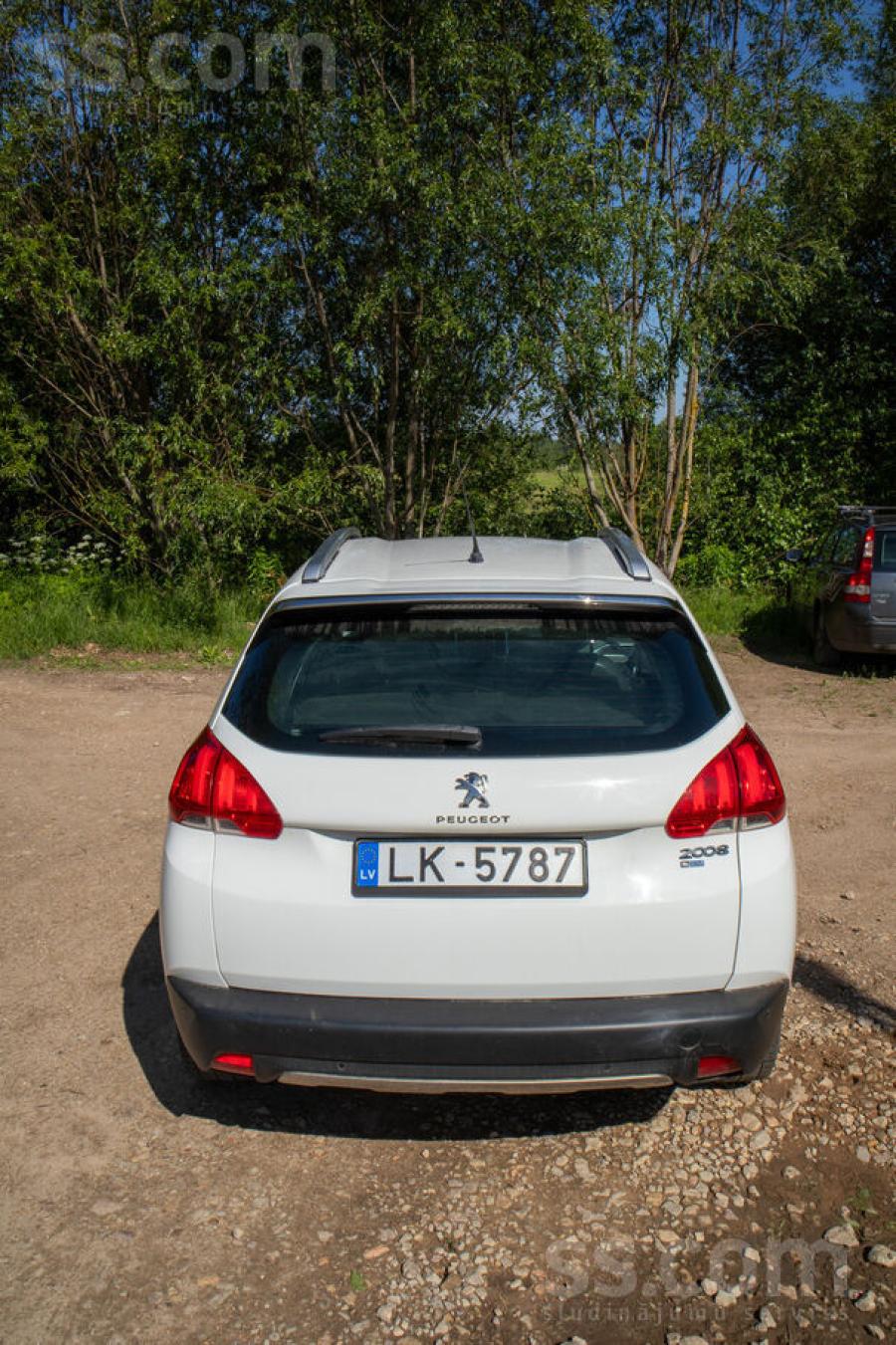 Balts Peugeot 2008 2014 Rīga, ar dzinēja tilpumu 1.60 L un nobraukumu 0 tūkst. km par 4895 €, foto 6 vietnē AUTOMOTO.COM.LV