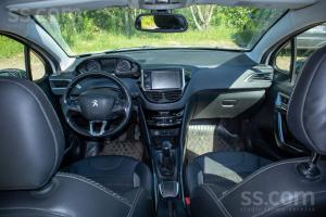 Balts Peugeot 2008 2014 Rīga, ar dzinēja tilpumu 1.60 L un nobraukumu 0 tūkst. km par 4895 €, foto 8 vietnē AUTOMOTO.COM.LV