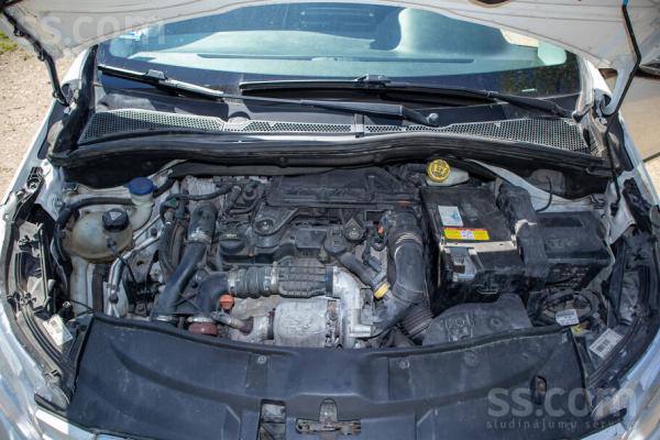 Balts Peugeot 2008 2014 Rīga, ar dzinēja tilpumu 1.60 L un nobraukumu 0 tūkst. km par 4895 €, foto 8 vietnē AUTOMOTO.COM.LV