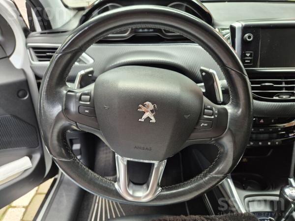 White Peugeot 2008 2014 in Ogre, with an engine capacity of 1.60 L and mileage of 137 thousand km for 5800 €, photo 9 on AUTOMOTO.COM.LV