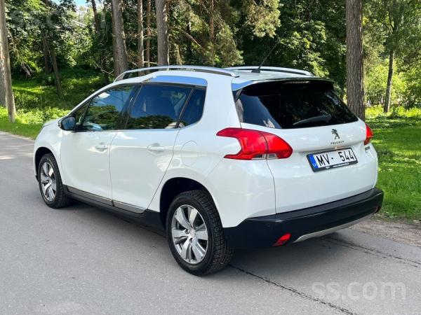 White Peugeot 2008 2014 in Riga, with an engine capacity of 1.60 L and mileage of 0 thousand km for 4999 €, photo 3 on AUTOMOTO.COM.LV