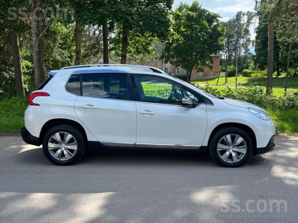 White Peugeot 2008 2014 in Riga, with an engine capacity of 1.60 L and mileage of 0 thousand km for 4999 €, photo 6 on AUTOMOTO.COM.LV