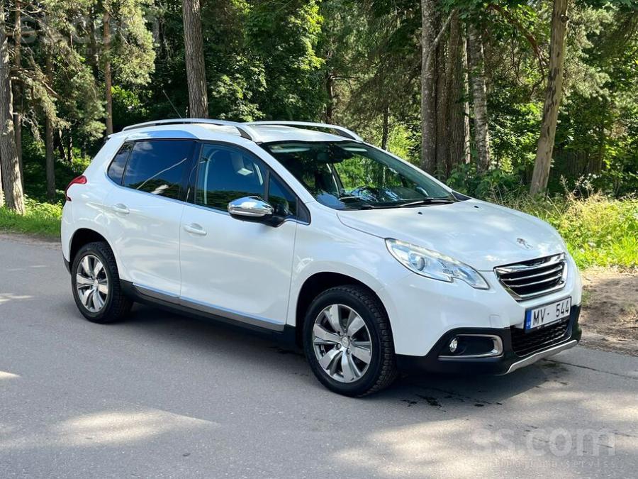 White Peugeot 2008 2014 in Riga, with an engine capacity of 1.60 L and mileage of 0 thousand km for 4999 €, photo 8 on AUTOMOTO.COM.LV