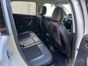 White Peugeot 2008 2014 in Riga, with an engine capacity of 1.60 L and mileage of 0 thousand km for 4999 €, photo 22 on AUTOMOTO.COM.LV