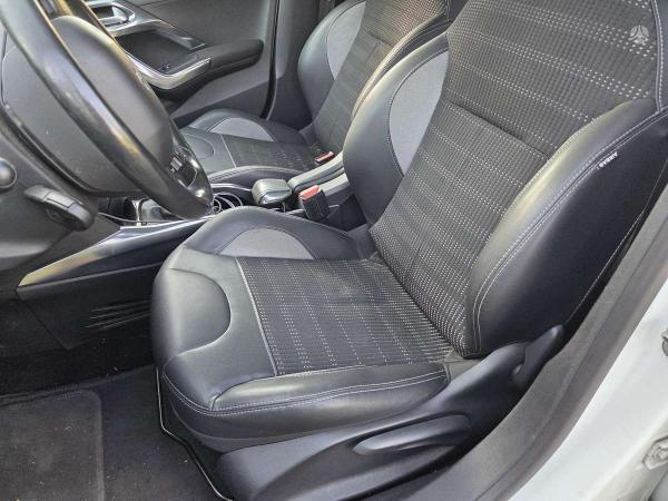 Balts Peugeot 2008 2014 Varėna, ar dzinēja tilpumu 1.60 L un nobraukumu 175 tūkst. km par 3999 €, foto 6 vietnē AUTOMOTO.COM.LV