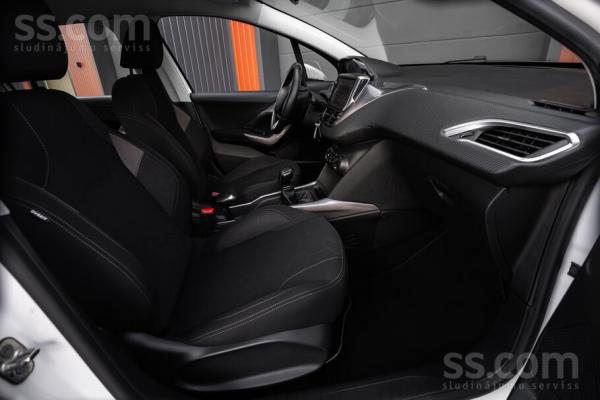 Balts Peugeot 2008 2014 Jelgava, ar dzinēja tilpumu 1.20 L un nobraukumu 0 tūkst. km par 4650 €, foto 8 vietnē AUTOMOTO.COM.LV