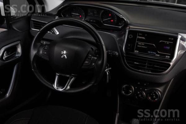 Balts Peugeot 2008 2014 Jelgava, ar dzinēja tilpumu 1.20 L un nobraukumu 0 tūkst. km par 4650 €, foto 10 vietnē AUTOMOTO.COM.LV
