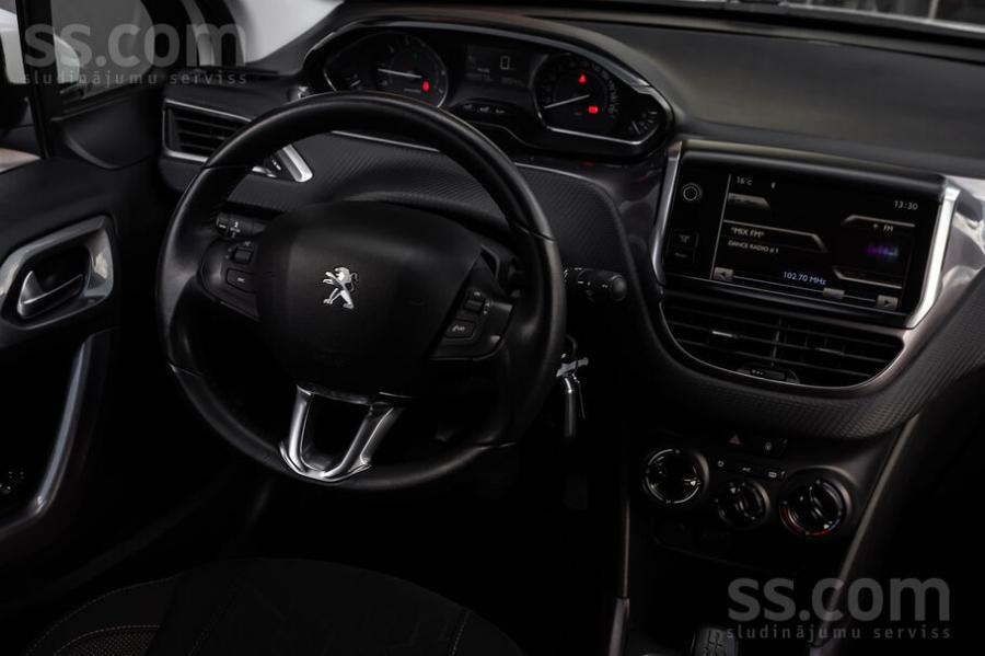 White Peugeot 2008 2014 in Jelgava, with an engine capacity of 1.20 L and mileage of 0 thousand km for 4650 €, photo 11 on AUTOMOTO.COM.LV