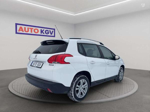 White Peugeot 2008 2015 in Vilnius, with an engine capacity of 1.20 L and mileage of 102 thousand km for 4999 €, photo 4 on AUTOMOTO.COM.LV