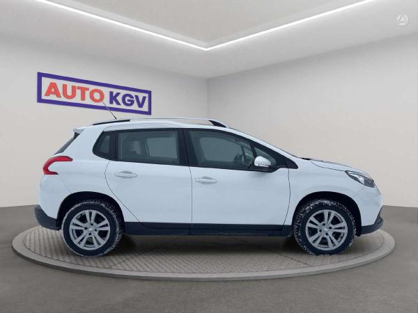 White Peugeot 2008 2015 in Vilnius, with an engine capacity of 1.20 L and mileage of 102 thousand km for 4999 €, photo 5 on AUTOMOTO.COM.LV