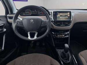 Balts Peugeot 2008 2015 Viļņa, ar dzinēja tilpumu 1.20 L un nobraukumu 102 tūkst. km par 4999 €, foto 13 vietnē AUTOMOTO.COM.LV