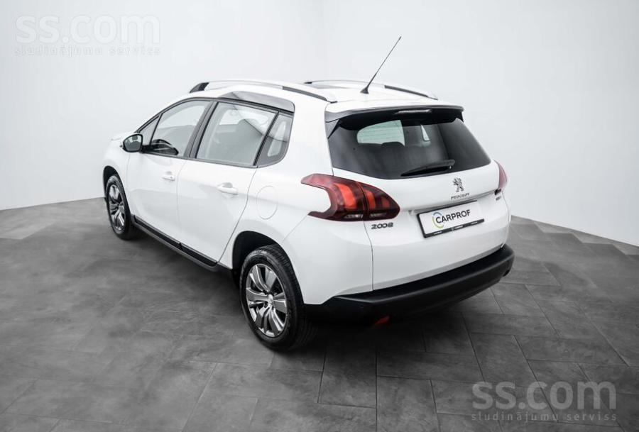 Balts Peugeot 2008 2016 Tallina, ar dzinēja tilpumu 1.20 L un nobraukumu 121 tūkst. km par 7499 €, foto 6 vietnē AUTOMOTO.COM.LV