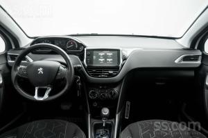Balts Peugeot 2008 2016 Tallina, ar dzinēja tilpumu 1.20 L un nobraukumu 121 tūkst. km par 7499 €, foto 12 vietnē AUTOMOTO.COM.LV