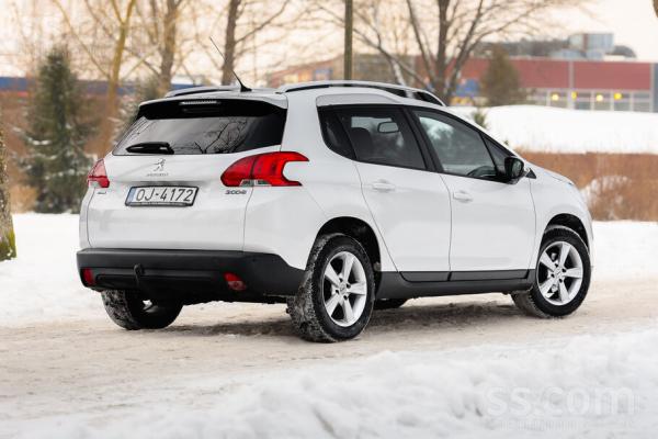 Balts Peugeot 2008 2016 Jelgava, ar dzinēja tilpumu 1.20 L un nobraukumu 158 tūkst. km par 7700 €, foto 6 vietnē AUTOMOTO.COM.LV
