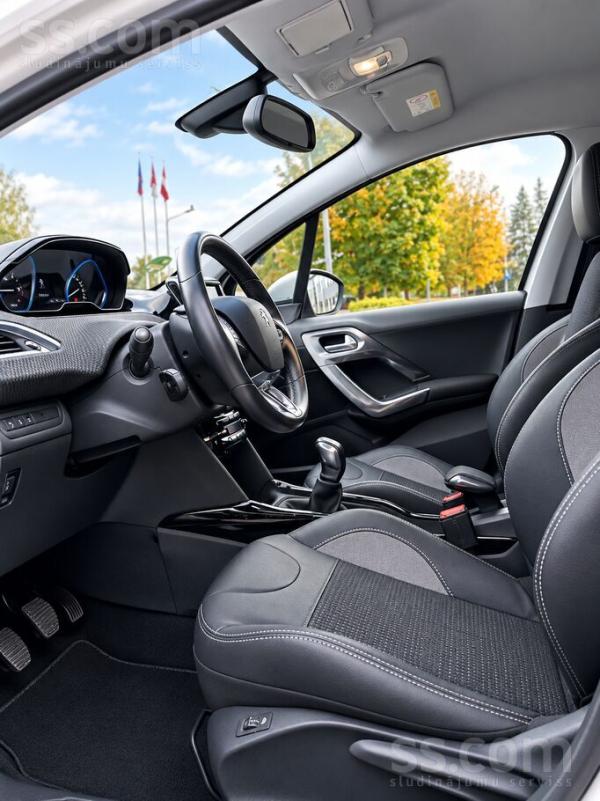 Balts Peugeot 2008 2016 Jelgava, ar dzinēja tilpumu 1.20 L un nobraukumu 116 tūkst. km par 6790 €, foto 11 vietnē AUTOMOTO.COM.LV