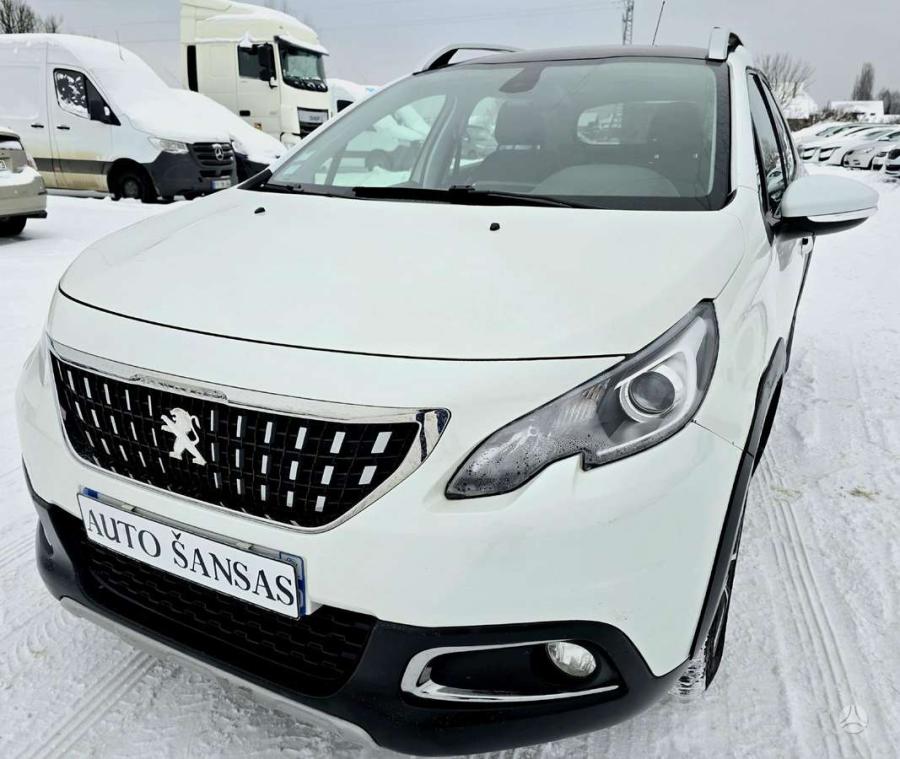 Balts Peugeot 2008 2017 Tauragė, ar dzinēja tilpumu 1.20 L un nobraukumu 135 tūkst. km par 6500 €, foto 11 vietnē AUTOMOTO.COM.LV