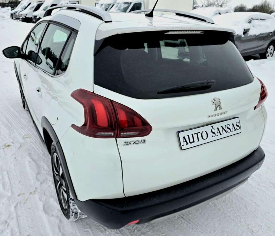 Balts Peugeot 2008 2017 Tauragė, ar dzinēja tilpumu 1.20 L un nobraukumu 135 tūkst. km par 6500 €, foto 12 vietnē AUTOMOTO.COM.LV