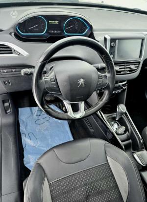Balts Peugeot 2008 2017 Tauragė, ar dzinēja tilpumu 1.20 L un nobraukumu 135 tūkst. km par 6500 €, foto 19 vietnē AUTOMOTO.COM.LV