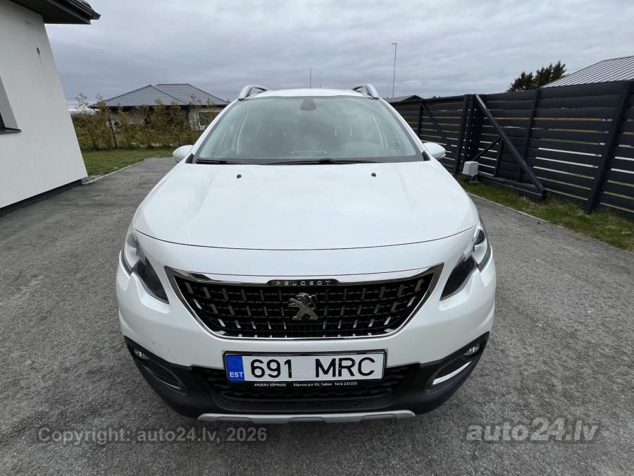 White Peugeot 2008 2017 in Tallinn, with an engine capacity of 1.20 L and mileage of 102 thousand km for 9000 €, photo 11 on AUTOMOTO.COM.LV