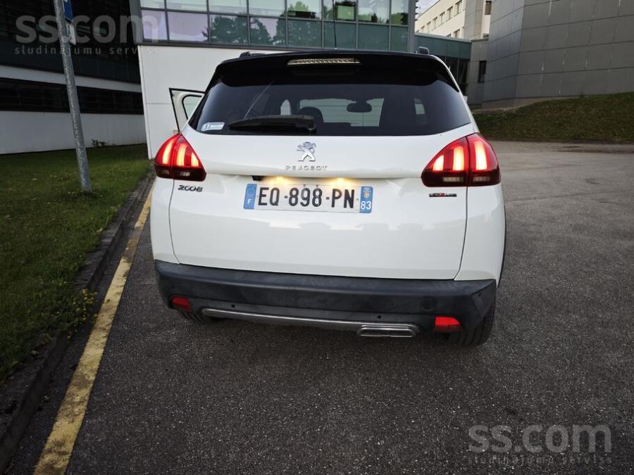 Balts Peugeot 2008 2017 Daugavpils, ar dzinēja tilpumu 1.20 L un nobraukumu 122 tūkst. km par 6500 €, foto 7 vietnē AUTOMOTO.COM.LV