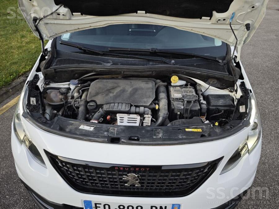 Balts Peugeot 2008 2017 Daugavpils, ar dzinēja tilpumu 1.20 L un nobraukumu 122 tūkst. km par 6500 €, foto 17 vietnē AUTOMOTO.COM.LV