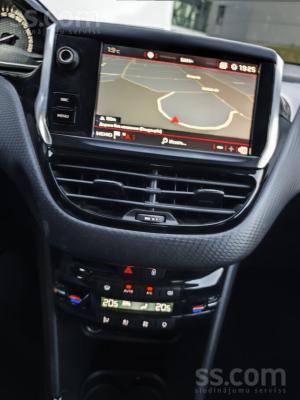 Balts Peugeot 2008 2017 Daugavpils, ar dzinēja tilpumu 1.20 L un nobraukumu 122 tūkst. km par 6500 €, foto 22 vietnē AUTOMOTO.COM.LV
