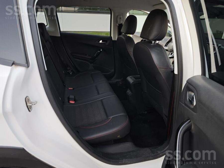 Balts Peugeot 2008 2017 Daugavpils, ar dzinēja tilpumu 1.20 L un nobraukumu 122 tūkst. km par 6500 €, foto 26 vietnē AUTOMOTO.COM.LV