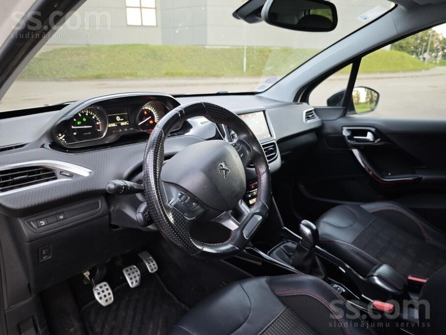 Balts Peugeot 2008 2017 Daugavpils, ar dzinēja tilpumu 1.20 L un nobraukumu 122 tūkst. km par 6500 €, foto 28 vietnē AUTOMOTO.COM.LV