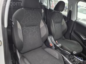Balts Peugeot 2008 2018 Talsi, ar dzinēja tilpumu 1.20 L un nobraukumu 146 tūkst. km par 6800 €, foto 13 vietnē AUTOMOTO.COM.LV