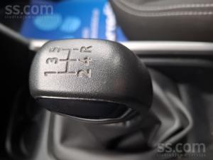 Balts Peugeot 2008 2018 Talsi, ar dzinēja tilpumu 1.20 L un nobraukumu 146 tūkst. km par 6800 €, foto 21 vietnē AUTOMOTO.COM.LV