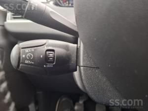 Balts Peugeot 2008 2018 Talsi, ar dzinēja tilpumu 1.20 L un nobraukumu 146 tūkst. km par 6800 €, foto 22 vietnē AUTOMOTO.COM.LV
