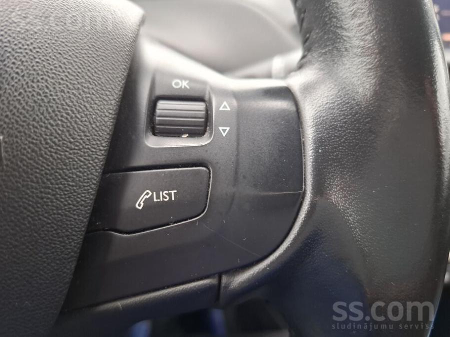 Balts Peugeot 2008 2018 Talsi, ar dzinēja tilpumu 1.20 L un nobraukumu 146 tūkst. km par 6800 €, foto 24 vietnē AUTOMOTO.COM.LV