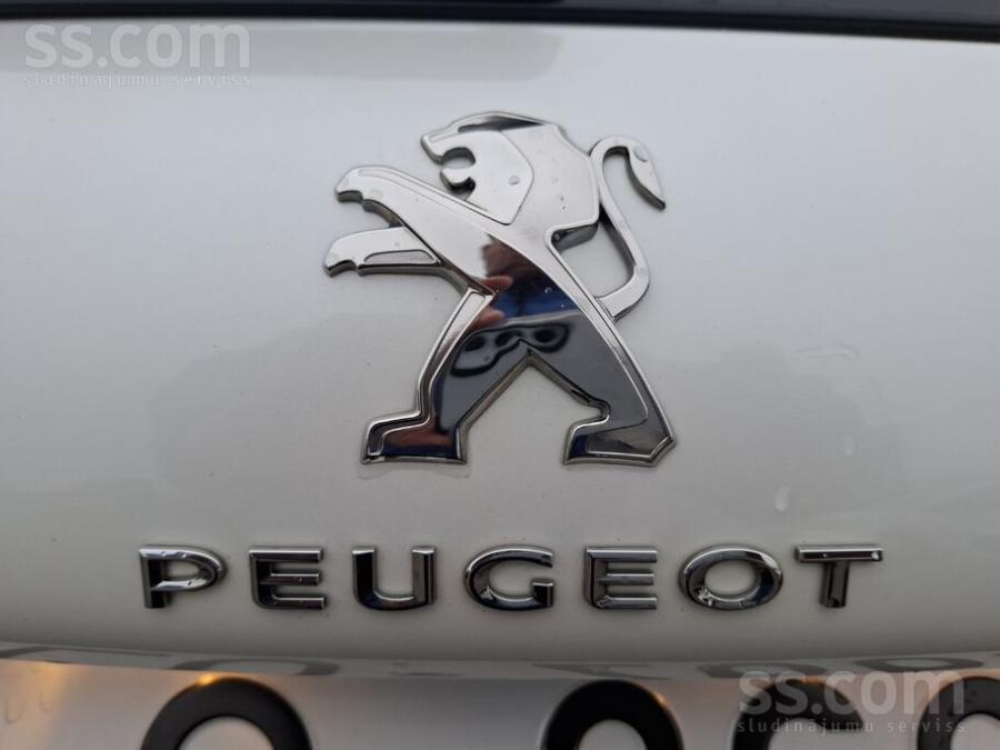 Balts Peugeot 2008 2018 Talsi, ar dzinēja tilpumu 1.20 L un nobraukumu 146 tūkst. km par 6800 €, foto 32 vietnē AUTOMOTO.COM.LV