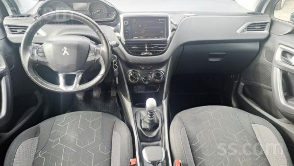White Peugeot 2008 2018 in Riga, with an engine capacity of 1.50 L and mileage of 213 thousand km for 5990 €, photo 8 on AUTOMOTO.COM.LV