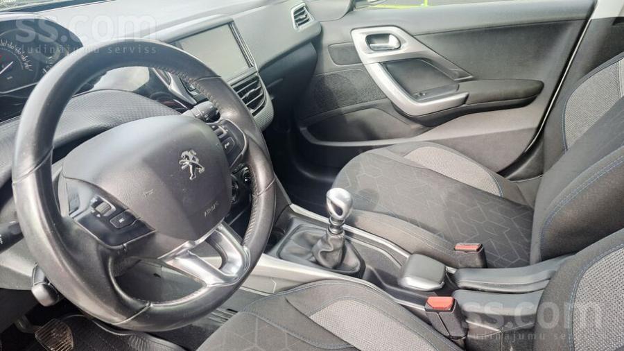Balts Peugeot 2008 2018 Rīga, ar dzinēja tilpumu 1.50 L un nobraukumu 213 tūkst. km par 5990 €, foto 21 vietnē AUTOMOTO.COM.LV